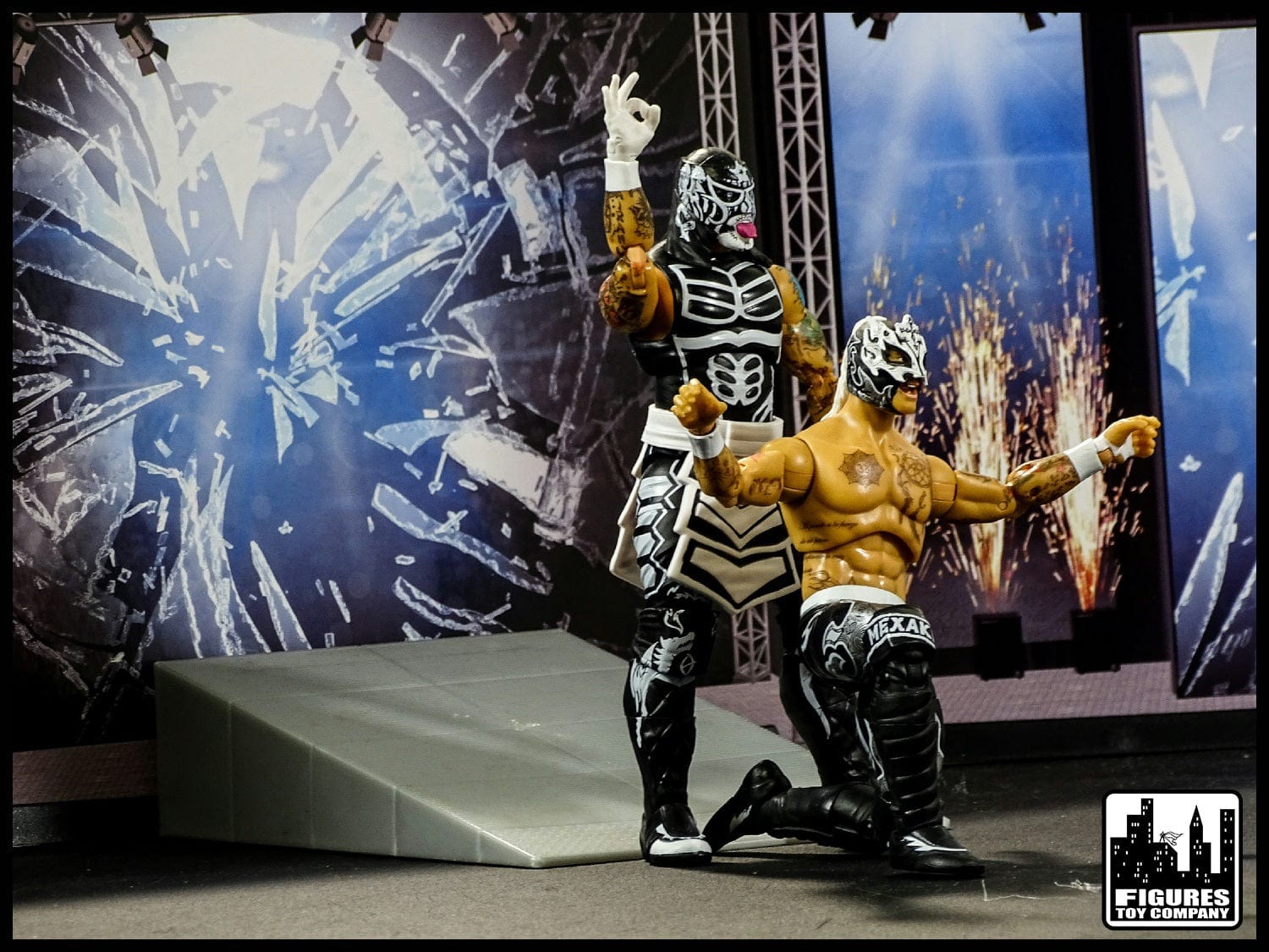 Reversible Wrestling Action Figure Backdrops for WWE Wrestling Figures ...